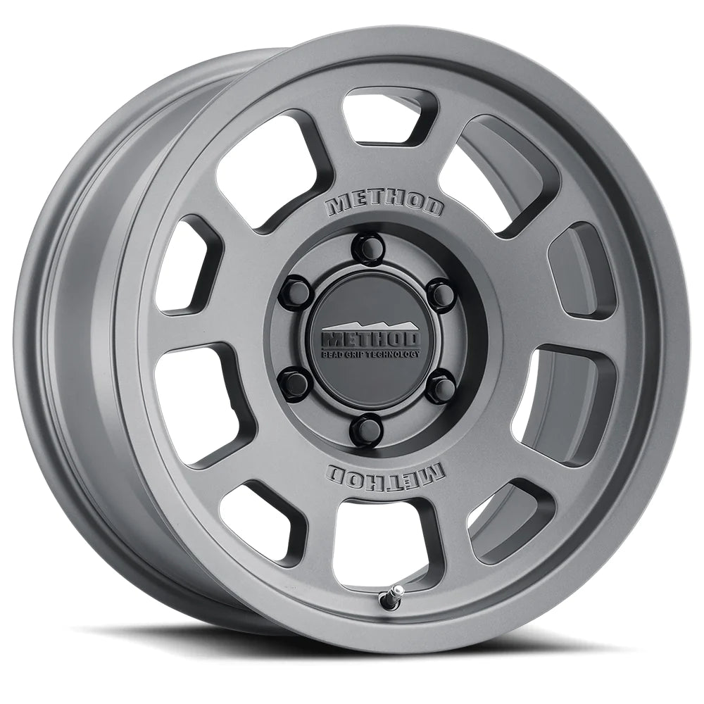 Method 705 - Titanium [17x8.5, 6x120, 67 Hub] – Level Up Suspension